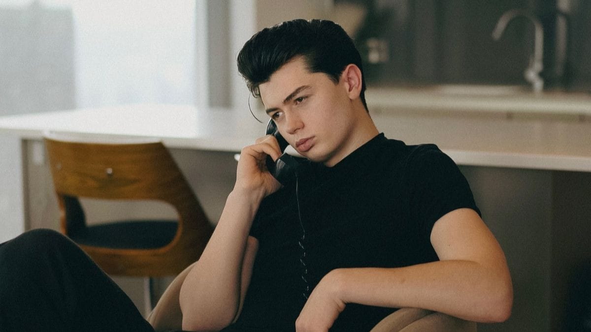 "Who Knew Dancing Was A Sin": Is Elliot James Reay Gen Z's Elvis?