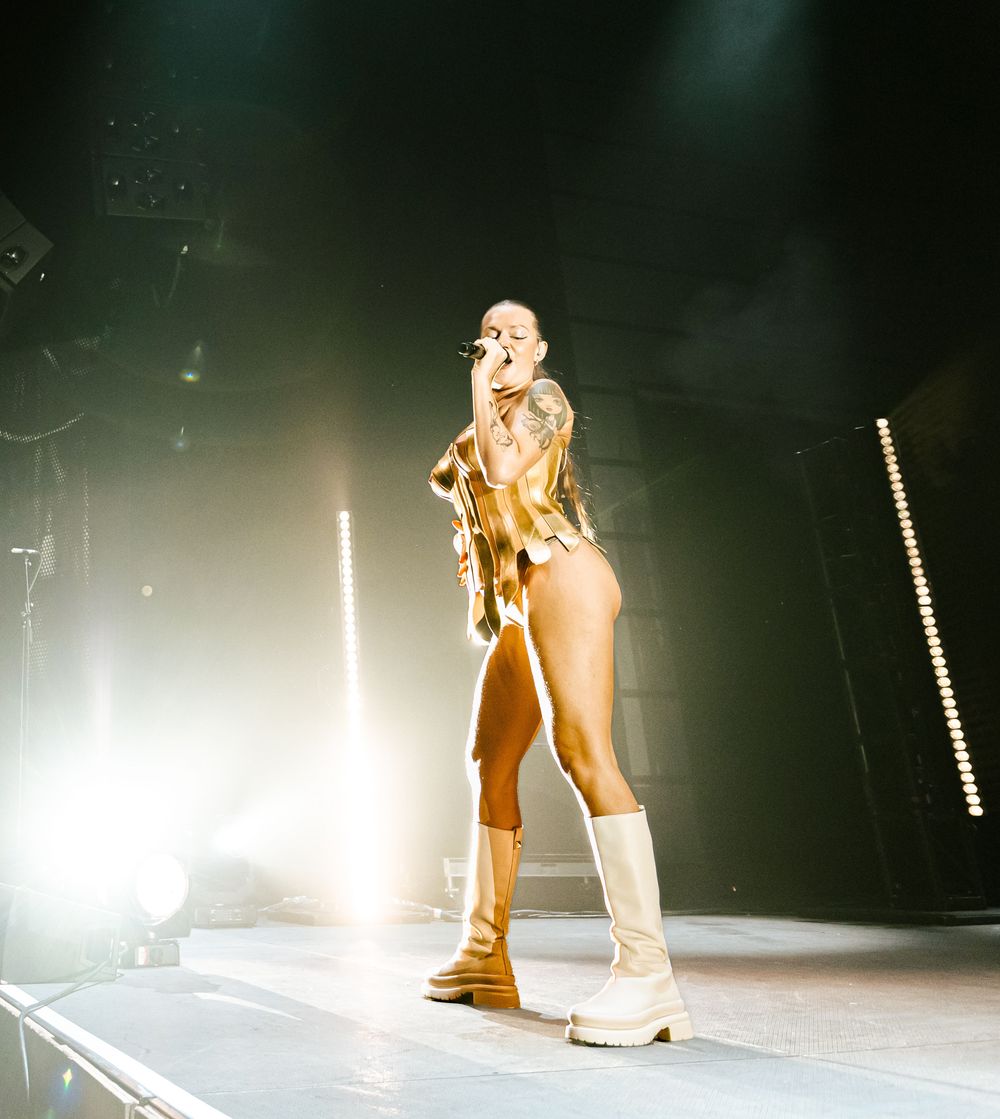 Tove Lo's Dirt Femme Tour: A Night of Pop Magic at the Anthem