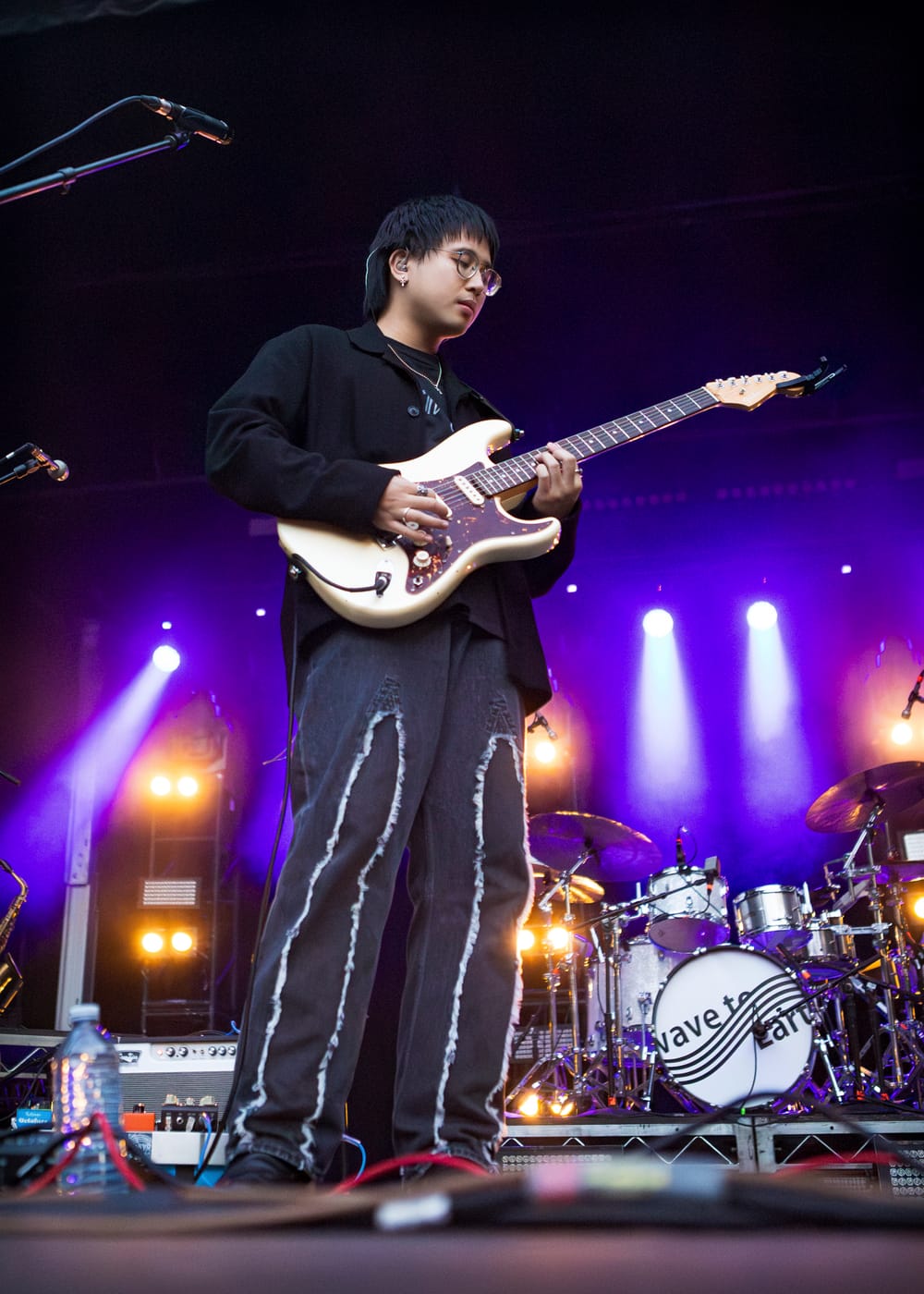 An Evening with 'wave to earth'