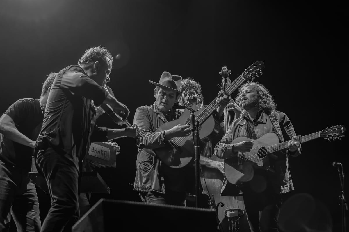 Gregory Alan Isakov Seranades the Lowcountry with Ray LaMontagne & Erin Rae