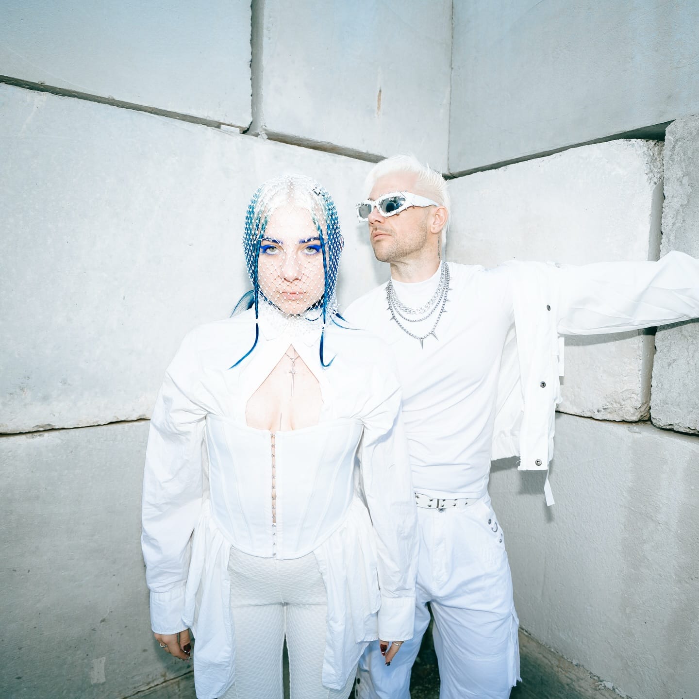 Meet Me at the Apateu: “APT.” by ROSÉ & Bruno Mars